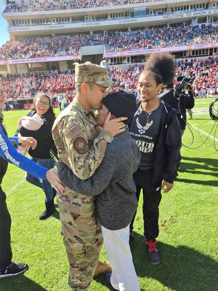 ‘Donut Dollies’ Supported Members of the Military during Vietnam, Other ...