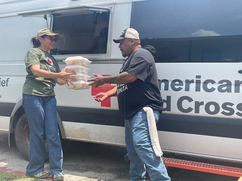As Dangerous Heat Hits the West, Red Cross Continues to Support People ...