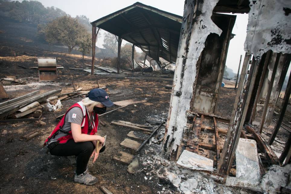 How to Stay Safe If a Wildfire Threatens