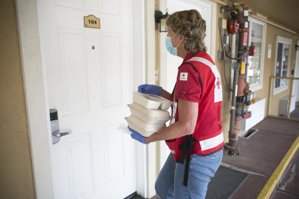 CBS Chicago Cares Day of Giving | Red Cross of Illinois