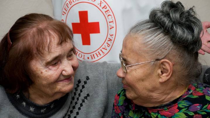 Red Cross reunites families | News | American Red Cross