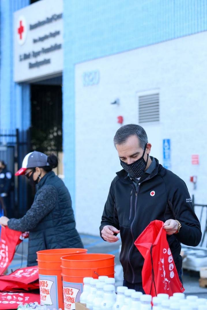 Red Cross LA Assembles Safety Kits for Communities Most Vulnerable to ...