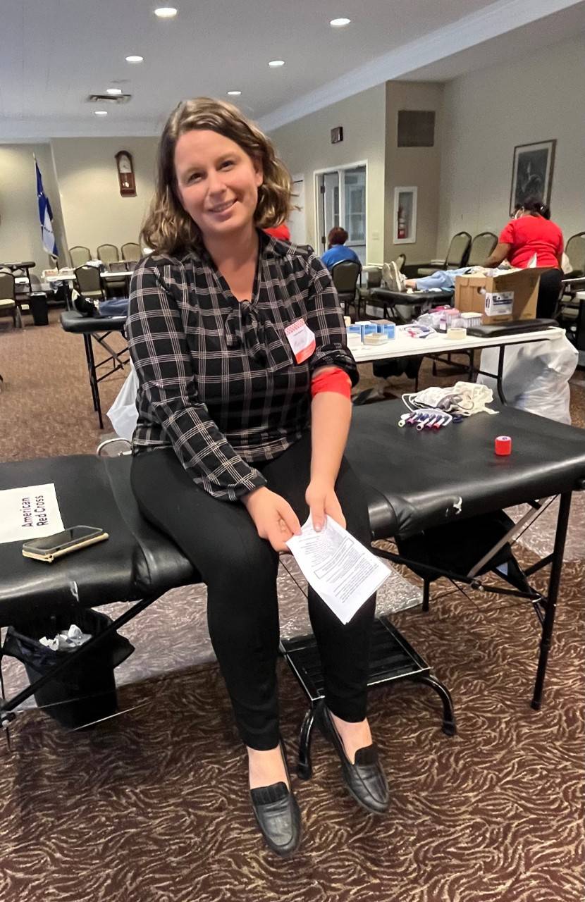 Mollie Mackinnon Hopes Her Journey to Give Blood is an Inspiration to ...