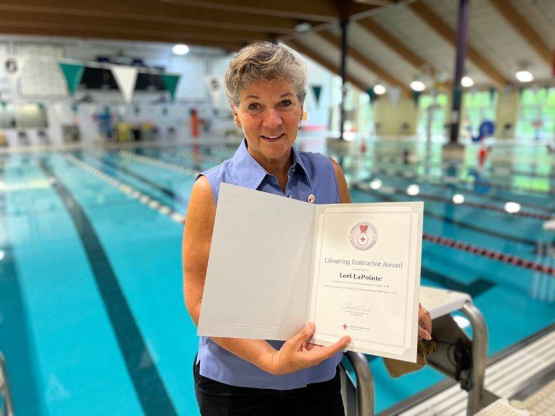 Son uses Red Cross Lifeguard/CPR Training to Save Father from Choking ...