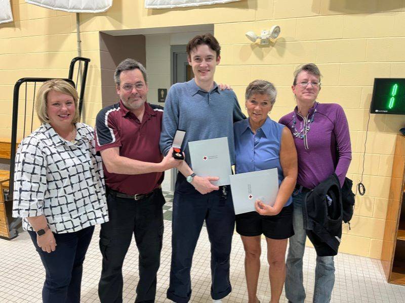 Son uses Red Cross Lifeguard/CPR Training to Save Father from Choking ...