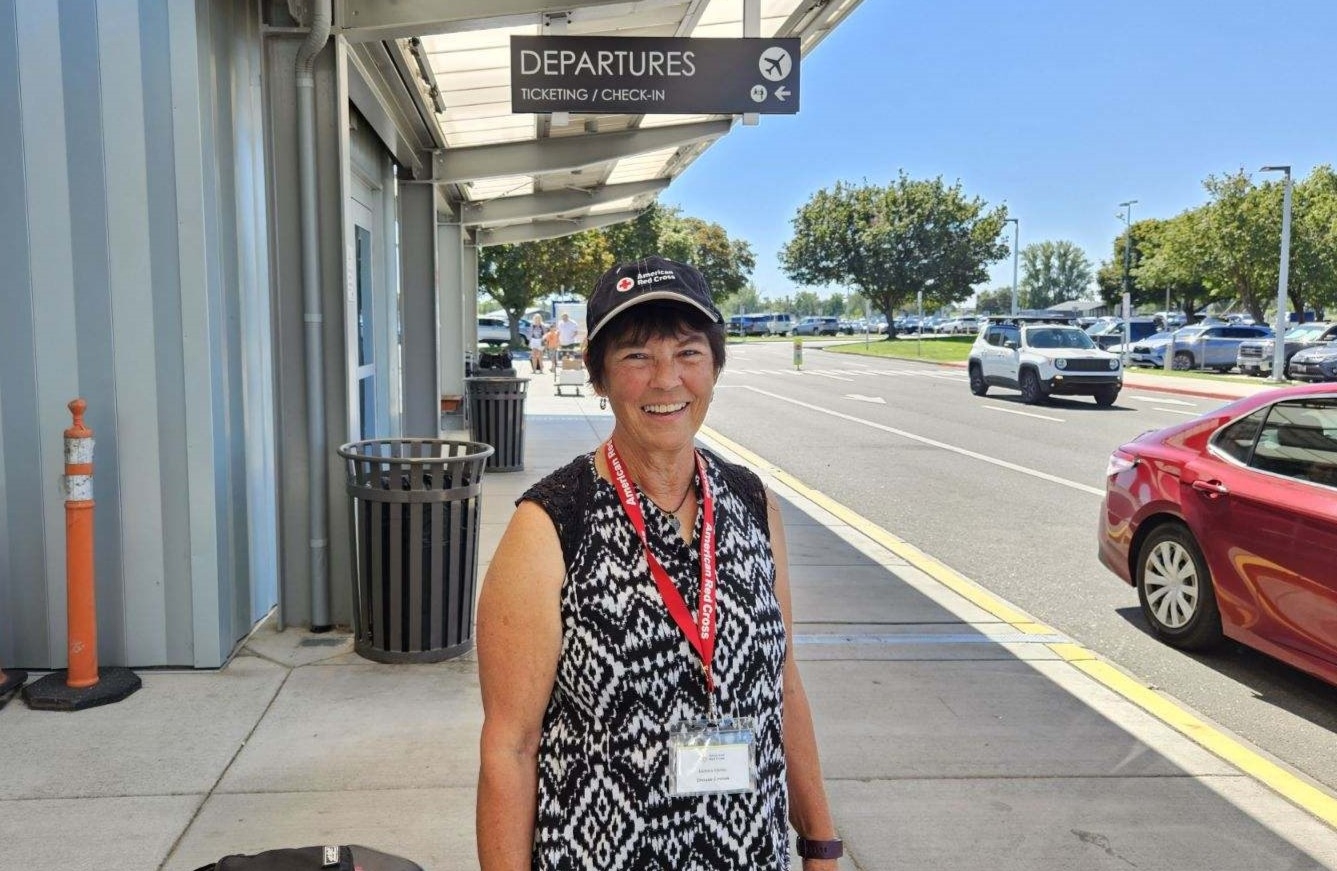 Local Red Cross Volunteers Step in to help in Hawaii Wildfire Disaster ...