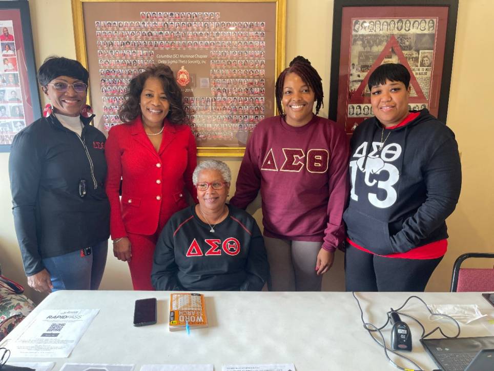 Sisters from Delta Sigma Theta Sorority host a Blood Drive for MLK Day ...